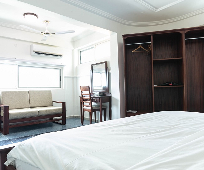 Home [www.elibeachresort.com]